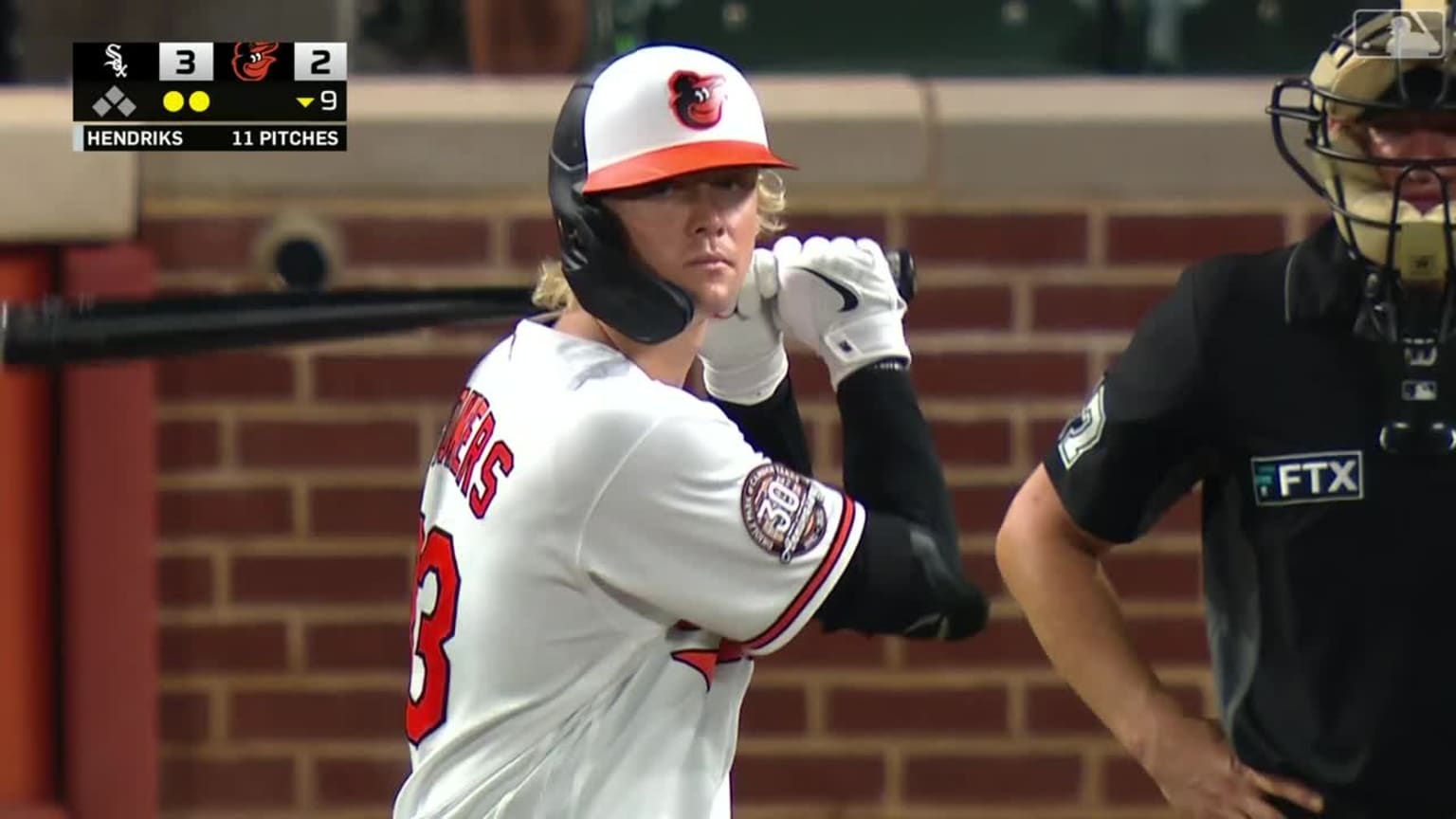 Kyle Stowers hits a game-tying home run in the 9th | 08/25/2022 | MLB.com