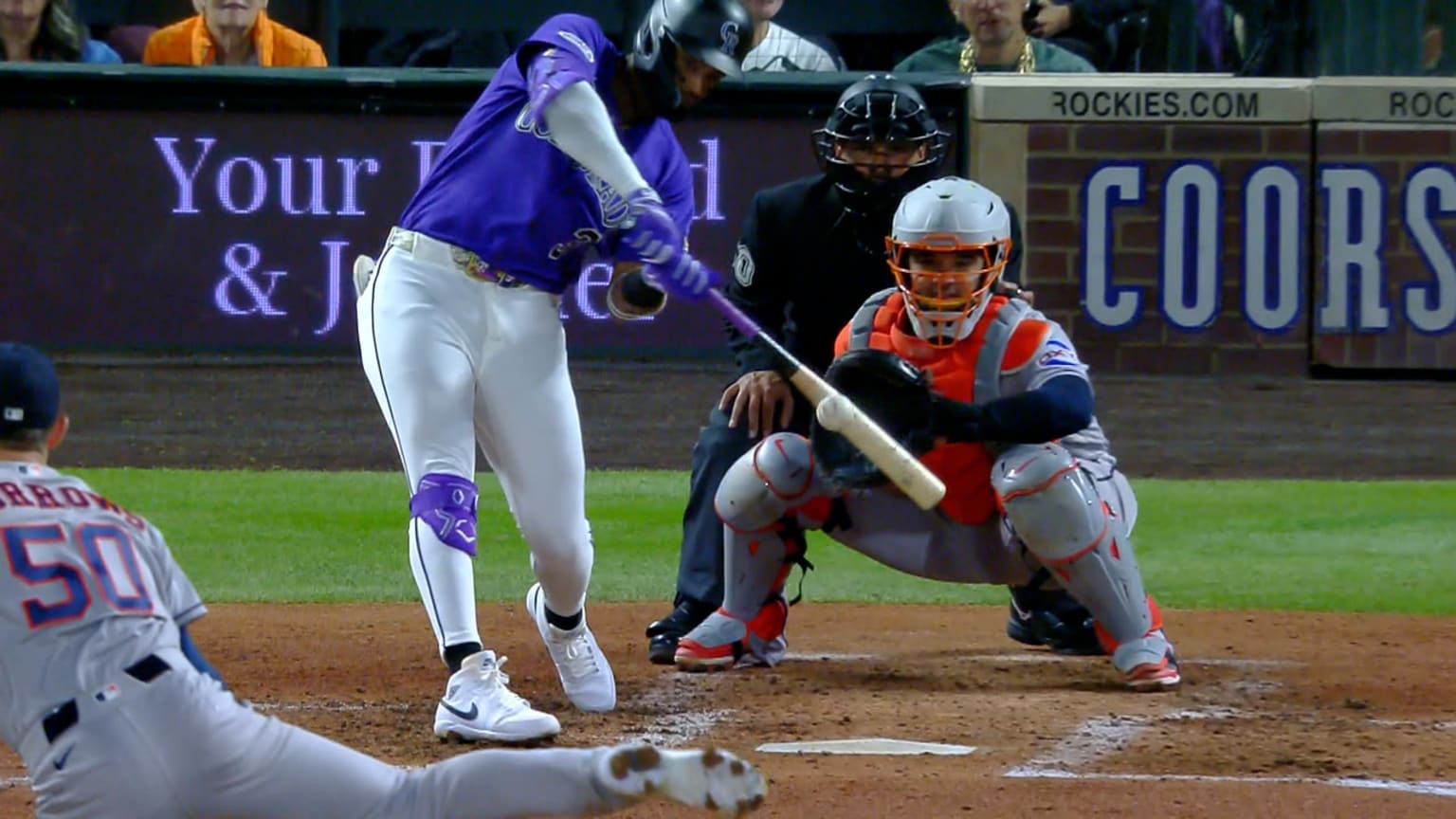 Data Viz: Willi Castro la manda a volar | 07/04/2026 | Los Rockies de ...