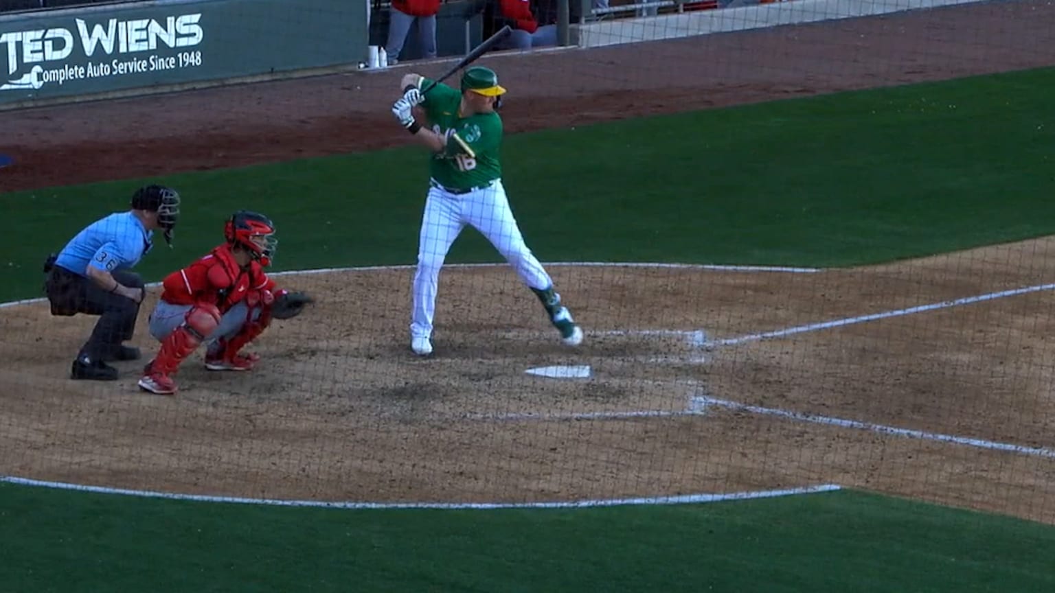 Kevin Cron crushes a towering three-run homer | 03/04/2023 | Athletics