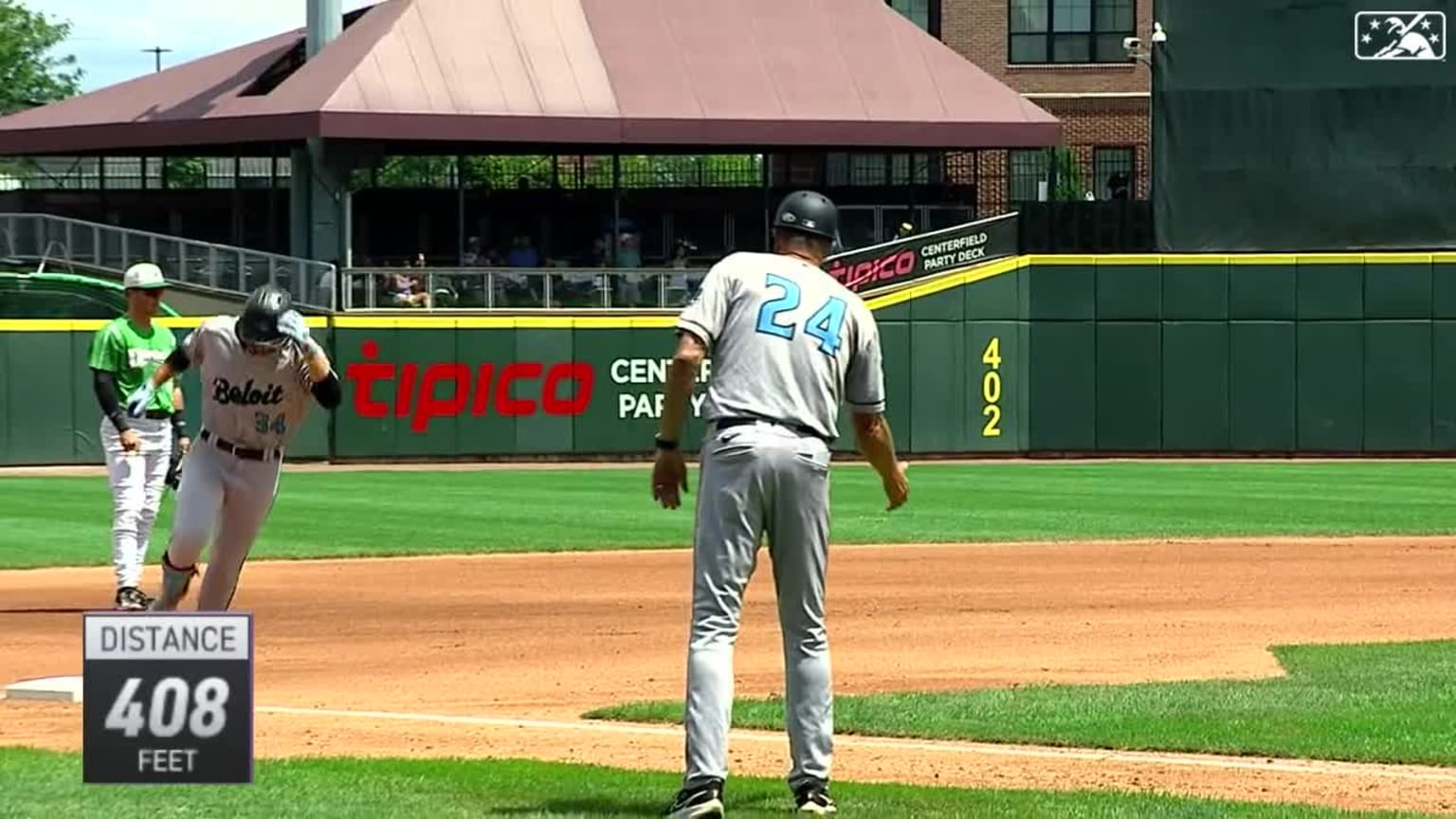 Joe Mack clubs a homer to right field in the 4th | 08/06/2023 | MLB.com