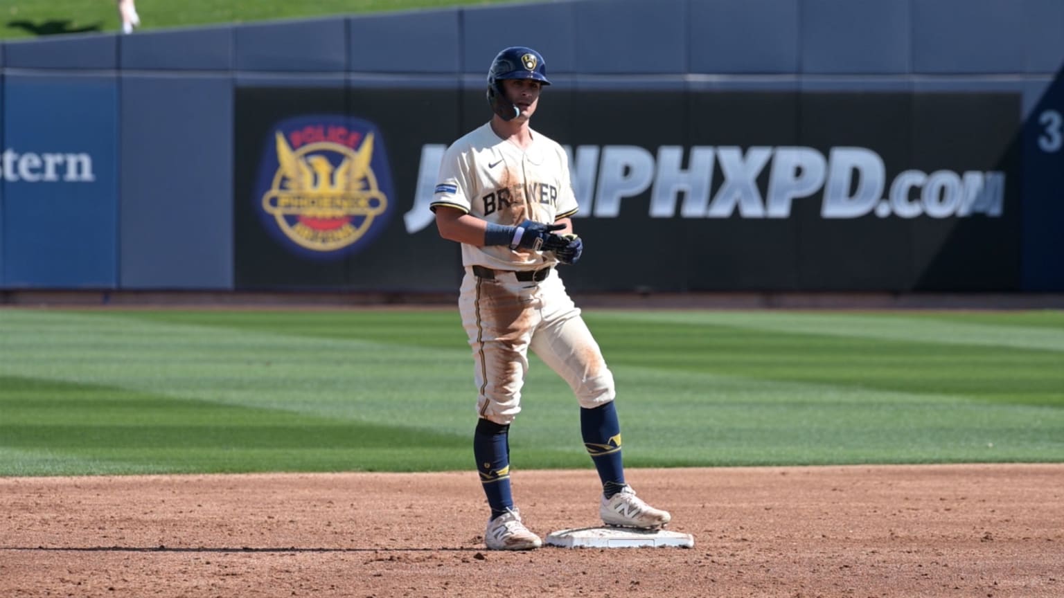 Sal Frelick drives a two-run double in the 2nd | 02/24/2025 | MLB.com