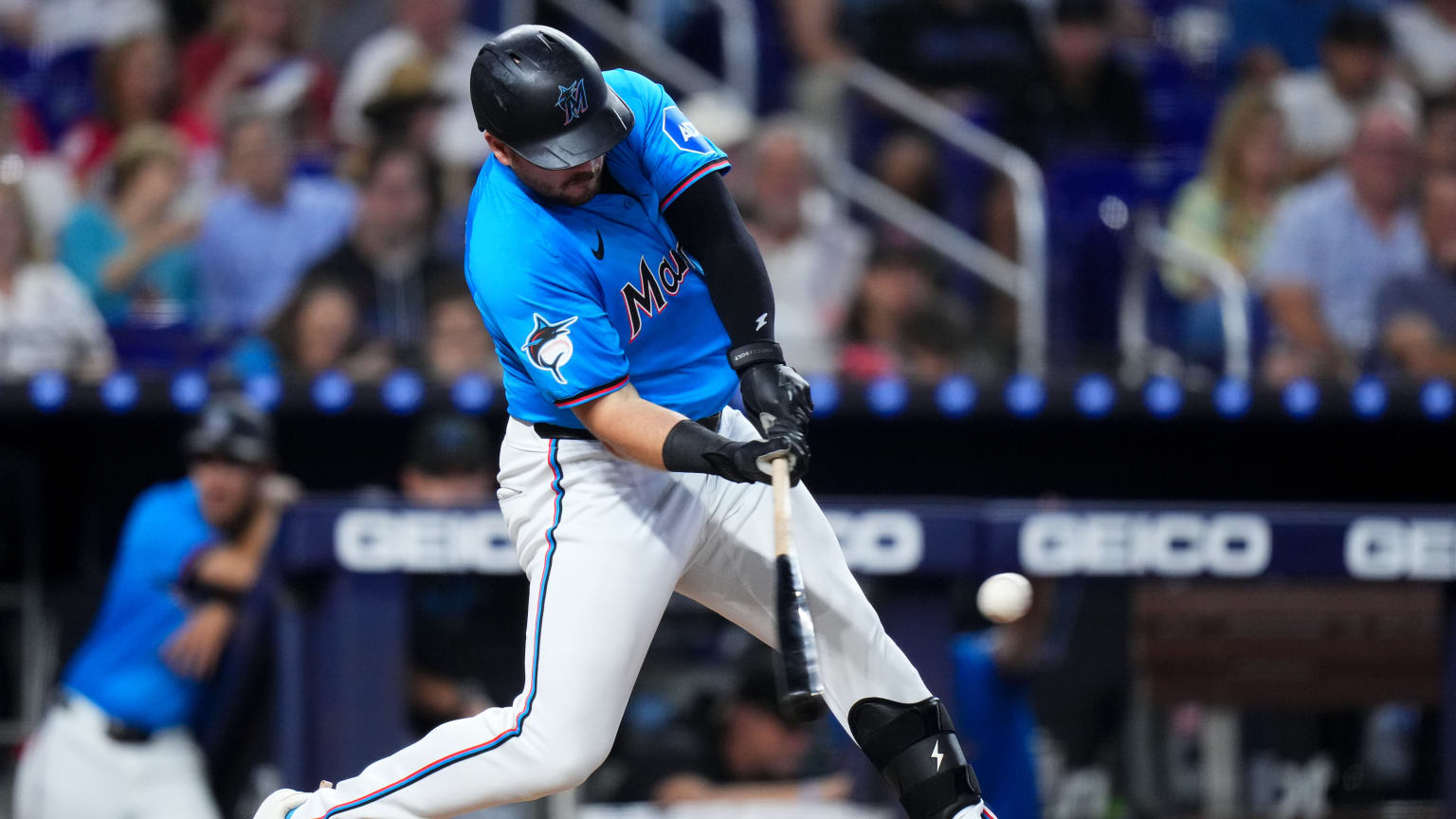 Jake Burger's solo homer (28) | 09/22/2024 | Miami Marlins