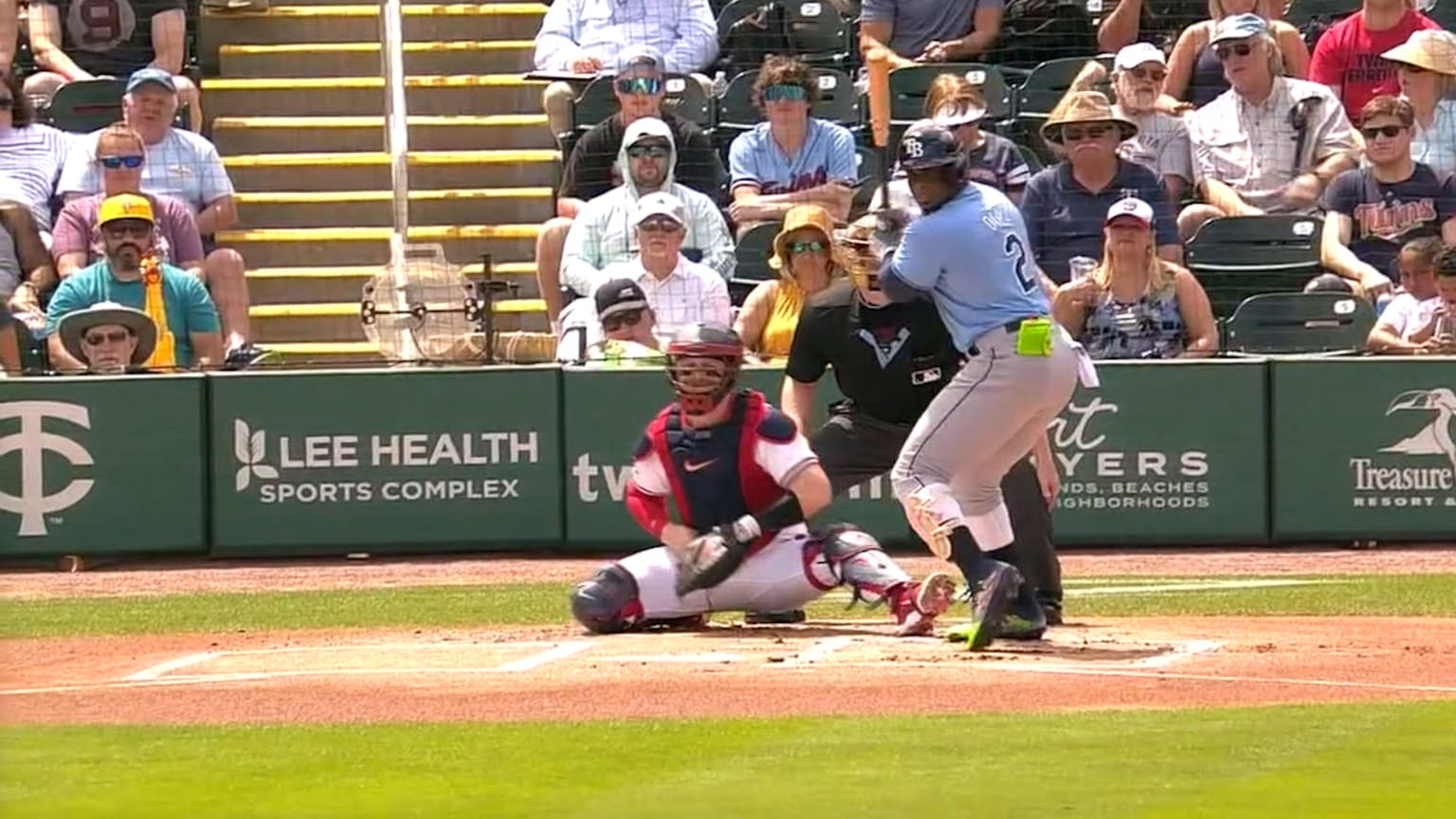 Yandy Díaz hits a leadoff home run to left | 03/16/2024 | Tampa Bay Rays