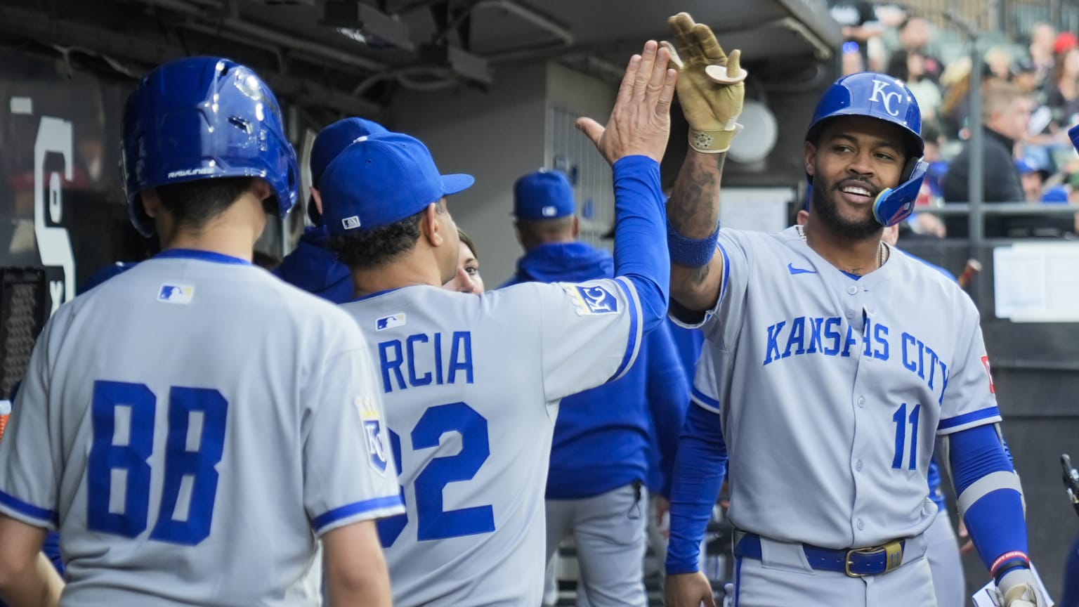 Royals hit back-to-back home runs | 06/06/2025 | MLB.com