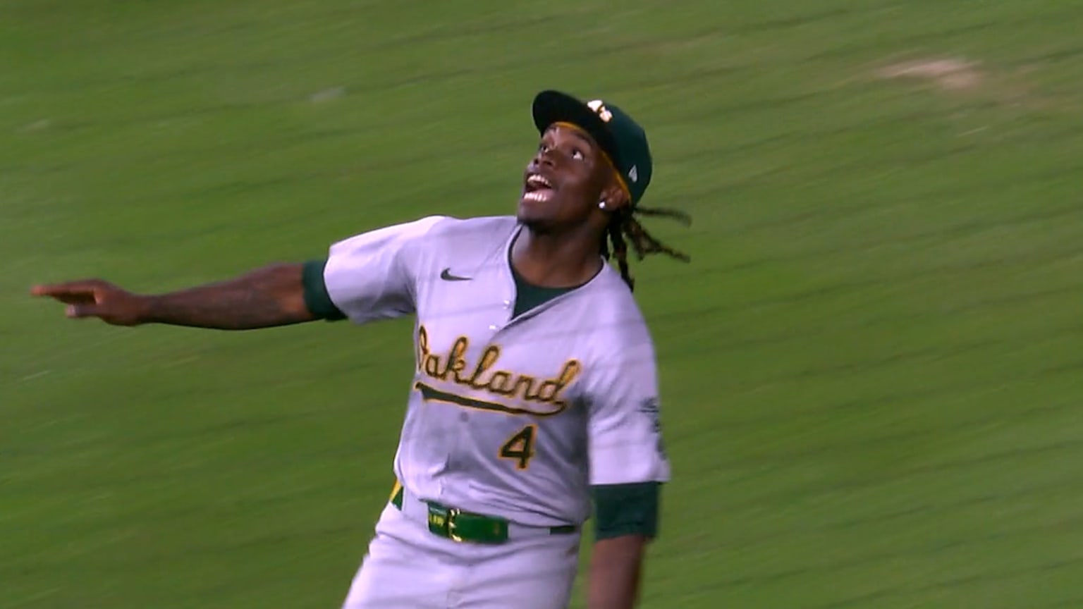 Lawrence Butler’s great sliding catch | 09/11/2024 | Athletics