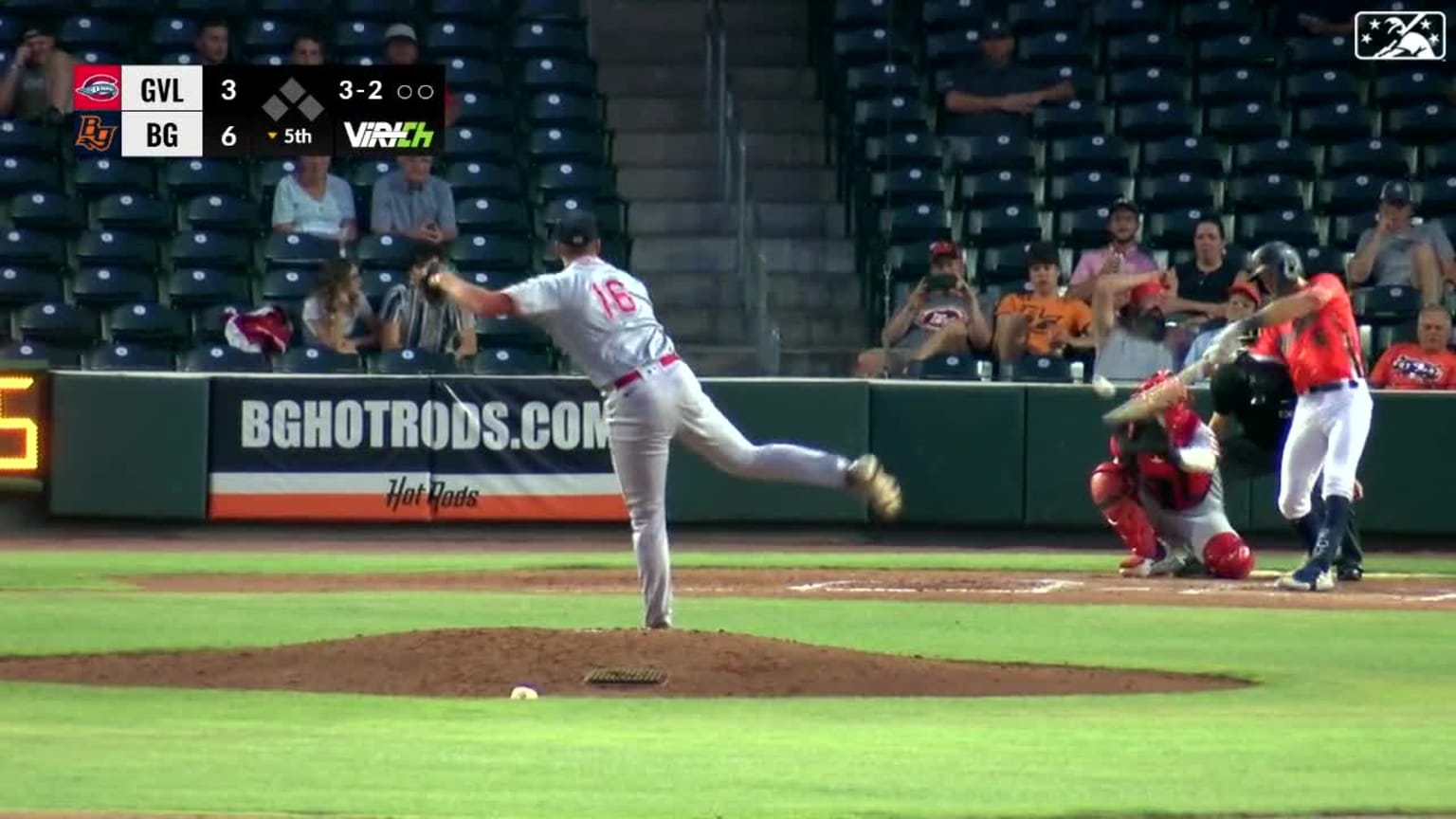 Carson Williams belts a solo home run to right field | 07/27/2023 ...