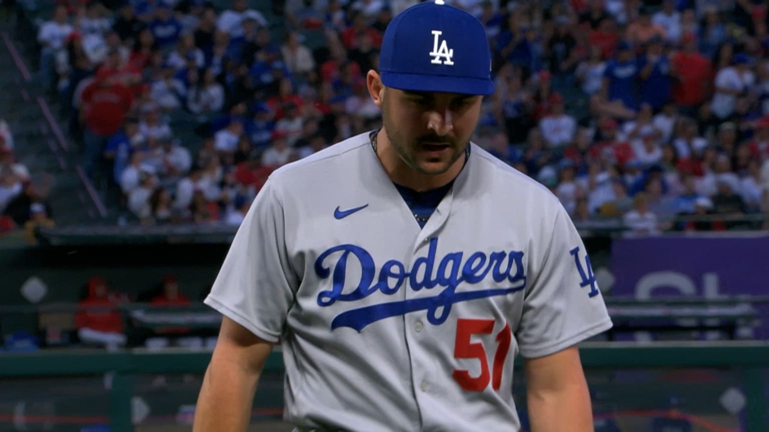 Alex Vesia escapes trouble in the 5th inning | 06/21/2023 | Los Angeles ...