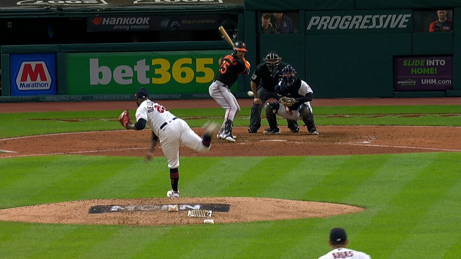 Anthony Santander knocks an RBI single on the infield | 09/22/2023 ...