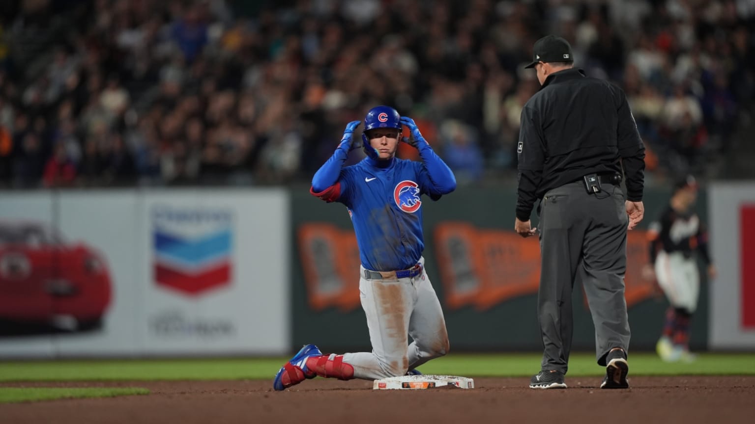 Pete Crow-Armstrong doubles after review | 08/26/2025 | Chicago Cubs