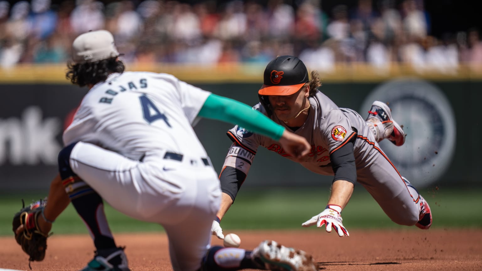 Mariners relay to nab Gunnar Henderson at third base | 07/04/2024 ...