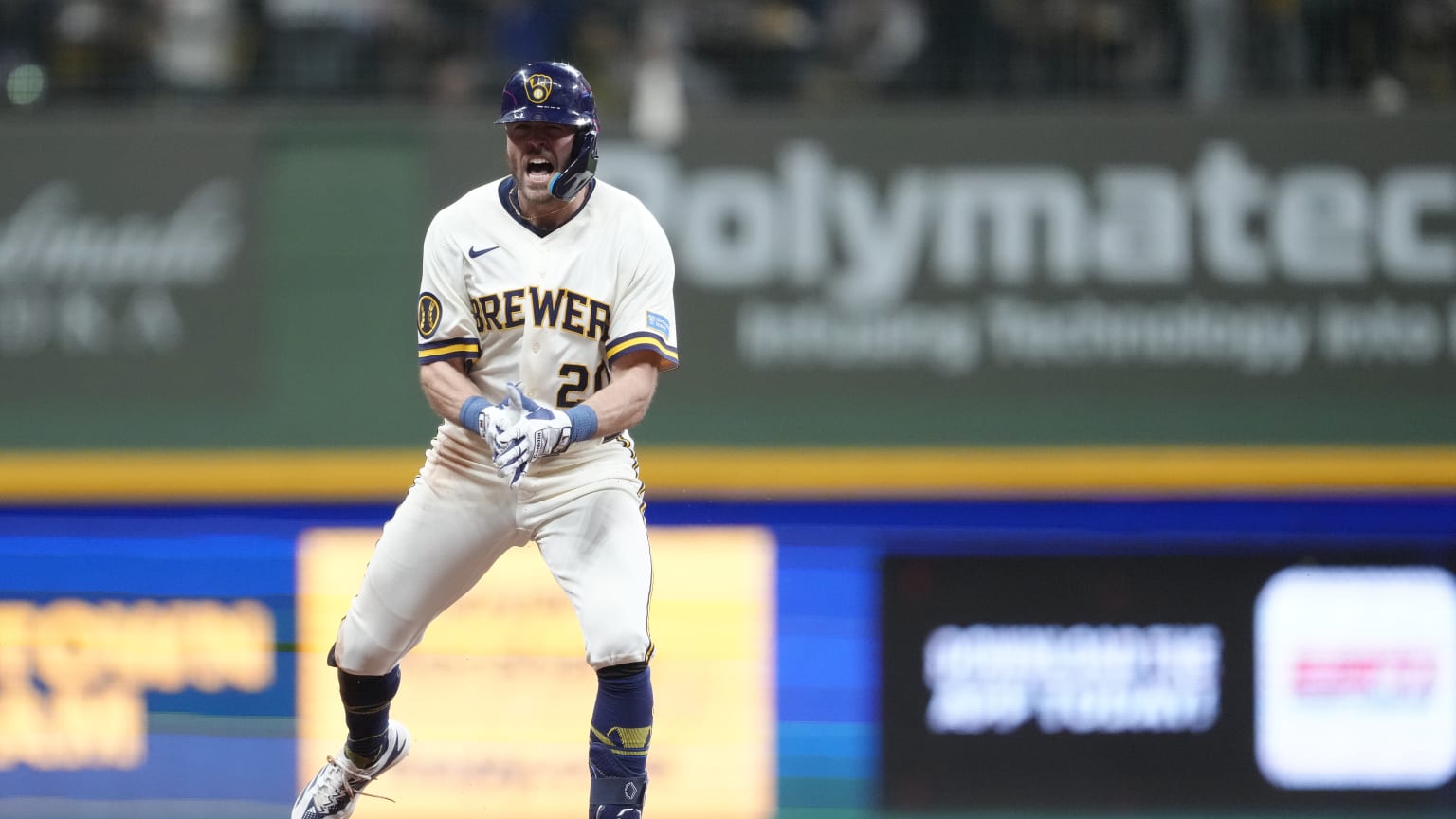 Brandon Lockridge's game-tying double | 04/14/2026 | Milwaukee Brewers