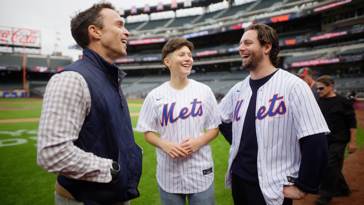 Cricketer Issy Wong and Felix White hit Citi Field | 06/05/2024 | New ...
