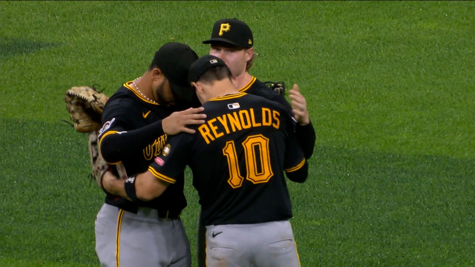 Yohan Ramírez secures Pirates' 4-3 win in extras | 09/24/2025 ...
