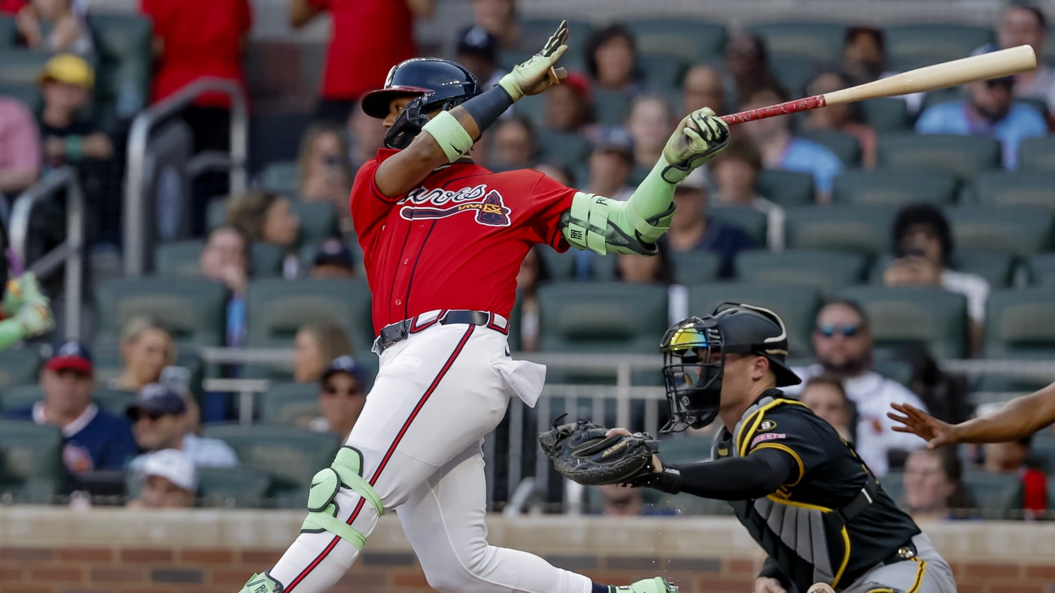 Ronald Acuña Jr.'s RBI single | 06/05/2026 | MLB.com
