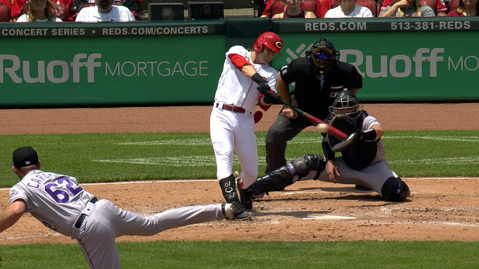 TJ Friedl ties the game with an RBI single to center | 06/21/2023 ...