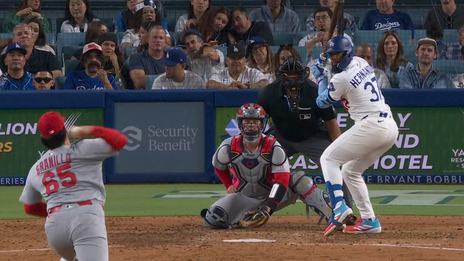 Teoscar Hernández's second homer of the game (18) | 08/05/2025 | Los ...