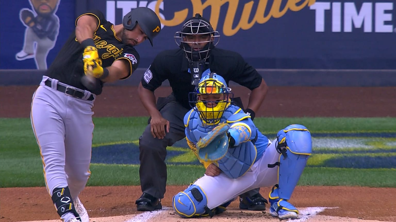 Alfonso Rivas swats a three-run homer in the 1st | 08/04/2023 ...