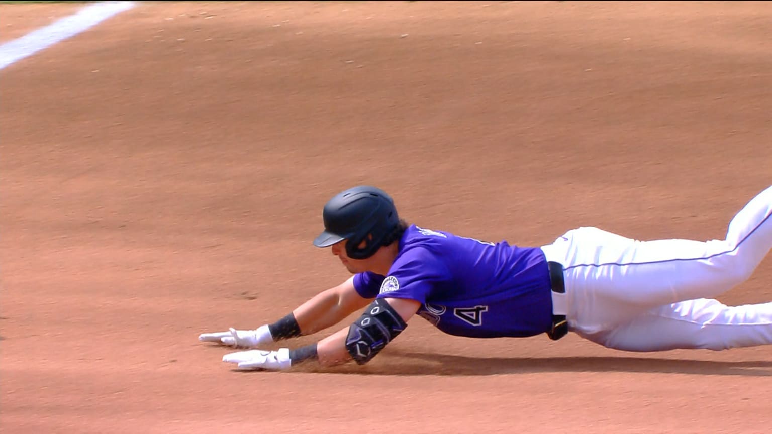 Michael Toglia produce con triple en el 4to | 24/05/2025 | Los Rockies ...