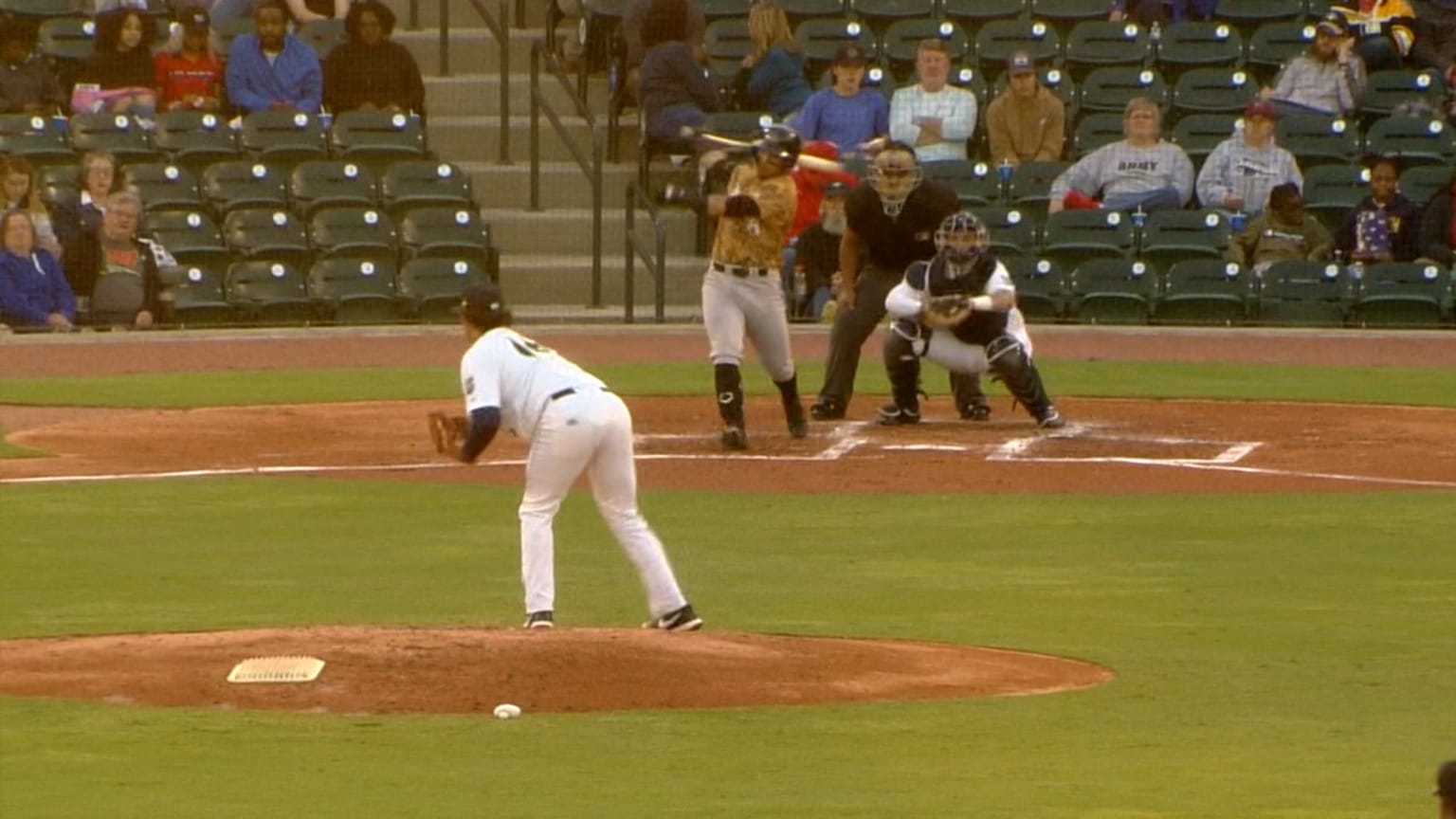 Alejandro Osuna hits an RBI triple to right field | 04/20/2023 | MLB.com