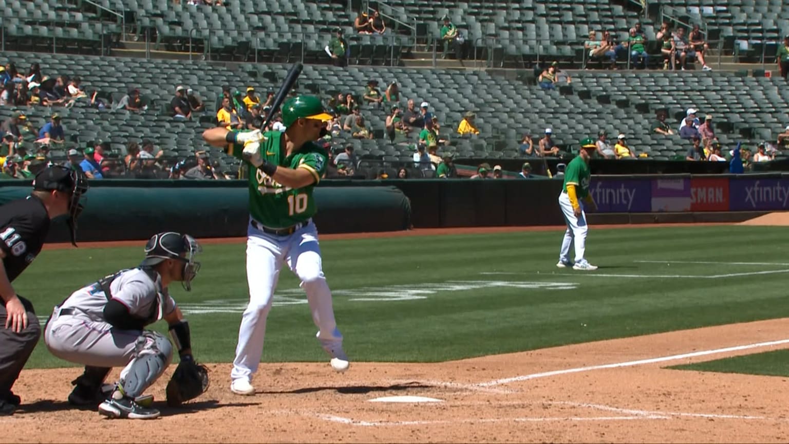 Chad Pinder hits a two-run single into right field | 08/24/2022 | MLB.com