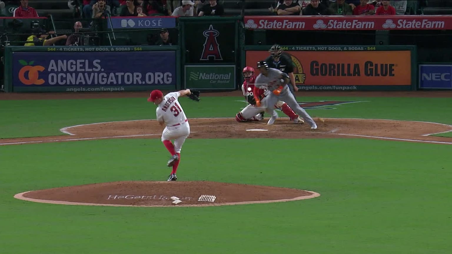 Anderson shows off his reflexes, catches comebacker | 09/16/2023 | Los ...