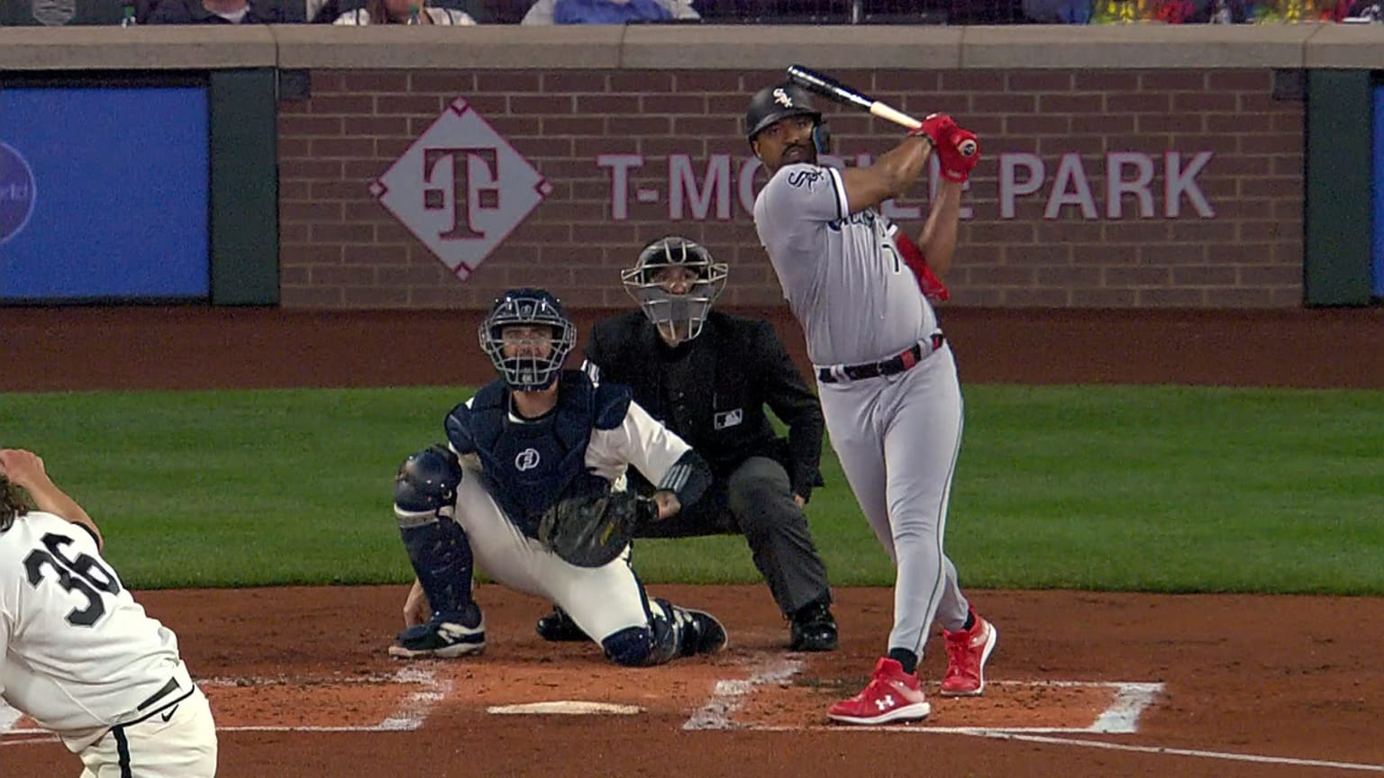 Eloy Jiménez belts a solo home run in the 2nd inning | 06/17/2023 ...