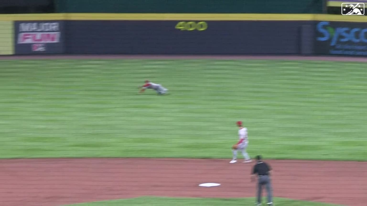 Dylan Crews makes an incredible diving catch | 09/02/2023 | Washington ...