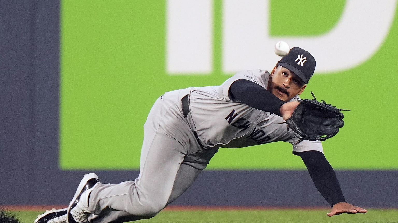 Trent Grisham's diving catch | 06/29/2024 | New York Yankees