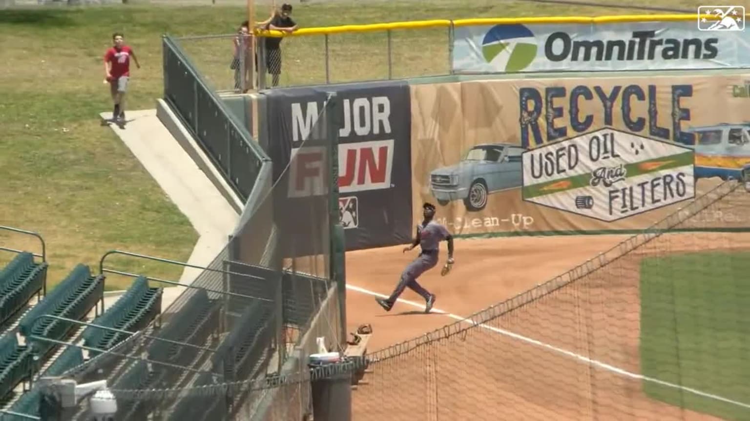Kristian Robinson makes a sensational catch | 06/21/2023 | Arizona ...