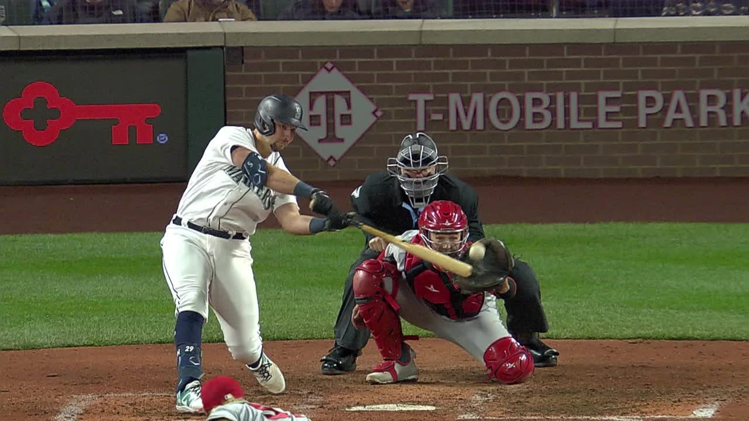 Cal Raleigh's RBI single | 04/04/2023 | MLB.com