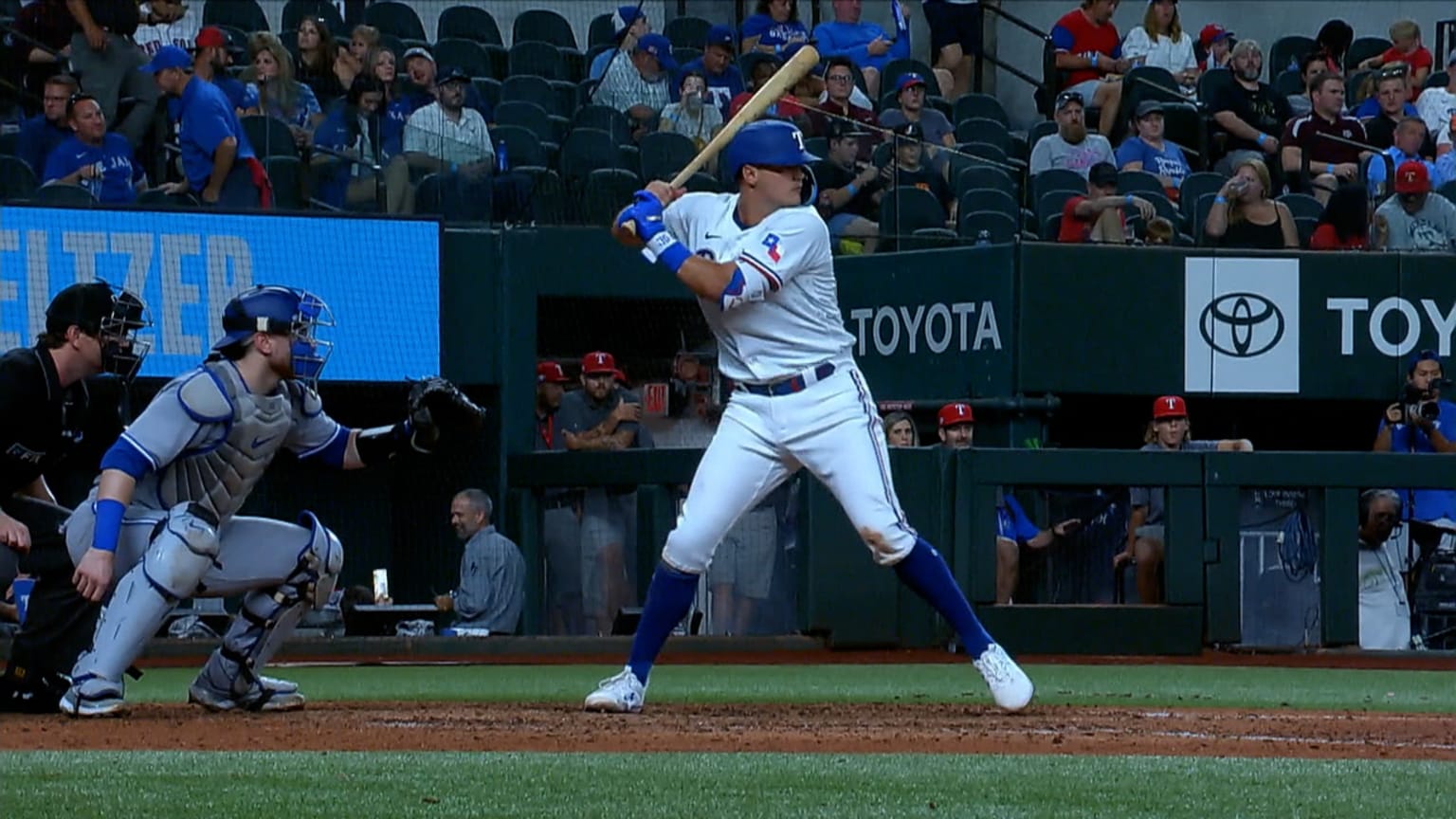 Josh Jung collects his 1st MLB double in the 6th | 09/10/2022 | MLB.com