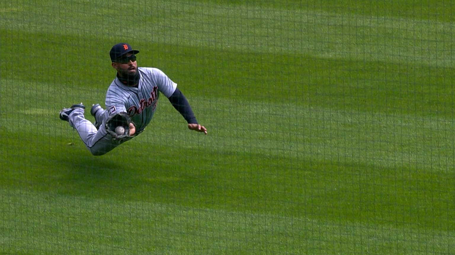 Riley Greene makes a diving catch | 04/20/2024 | Detroit Tigers