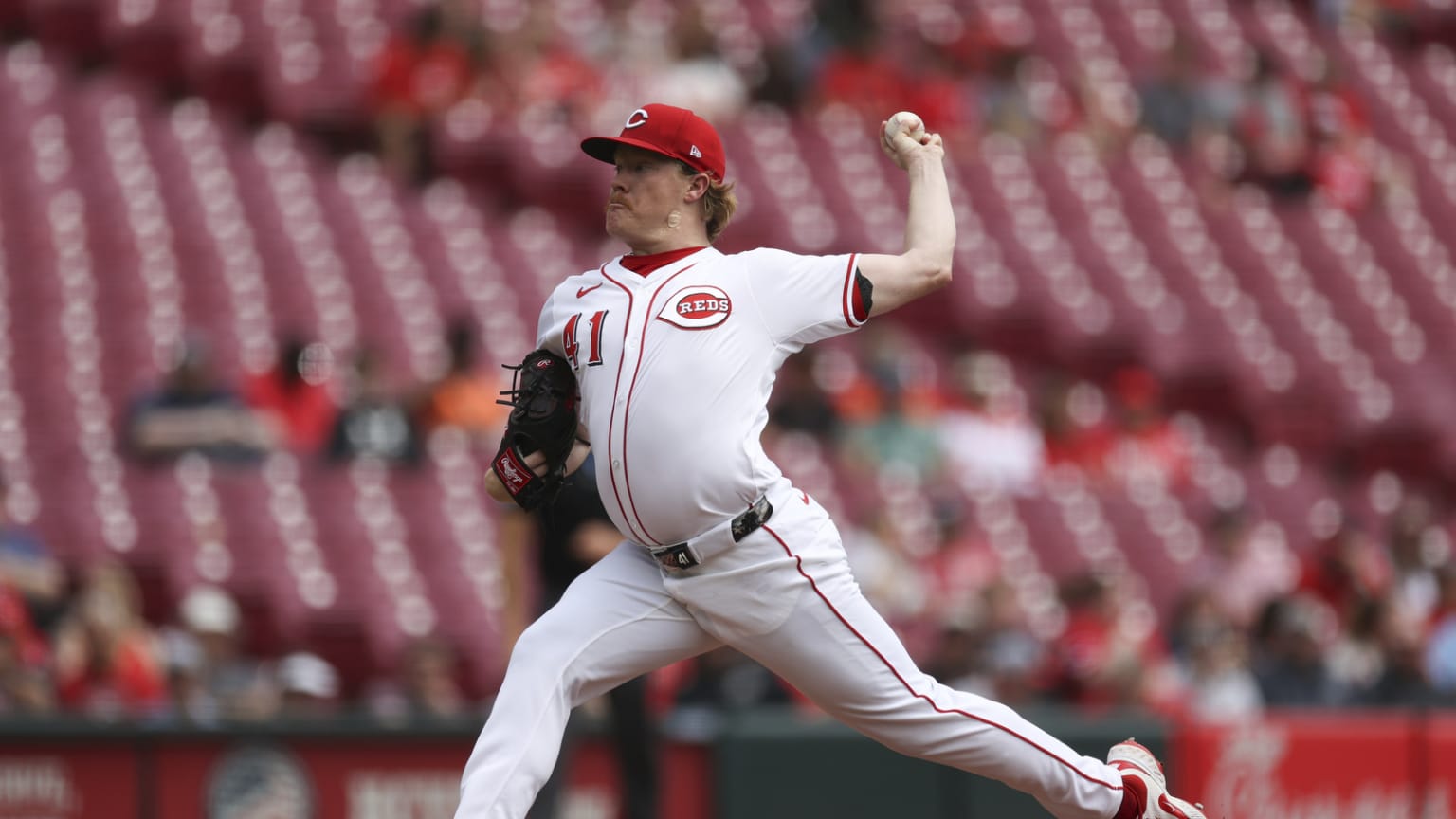 Andrew Abbott strikes out Jordan Walker | 05/01/2025 | Cincinnati Reds