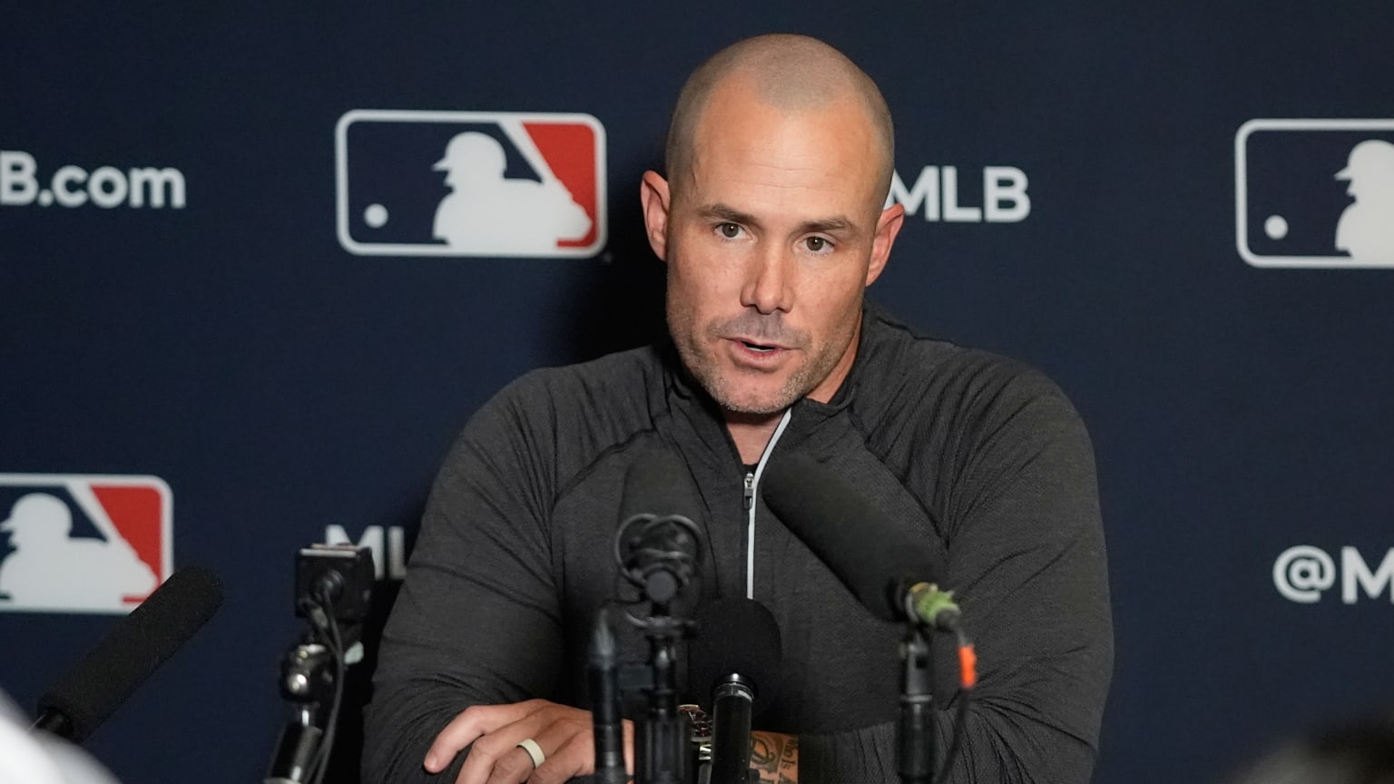 Skip Schumaker reacts to Semien, Nimmo trade | 12/08/2025 | Texas Rangers
