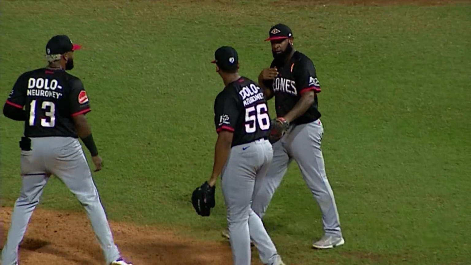 Cueto y Caminero guiaron triunfo de Leones | 01/22/2025 | Chicago Cubs