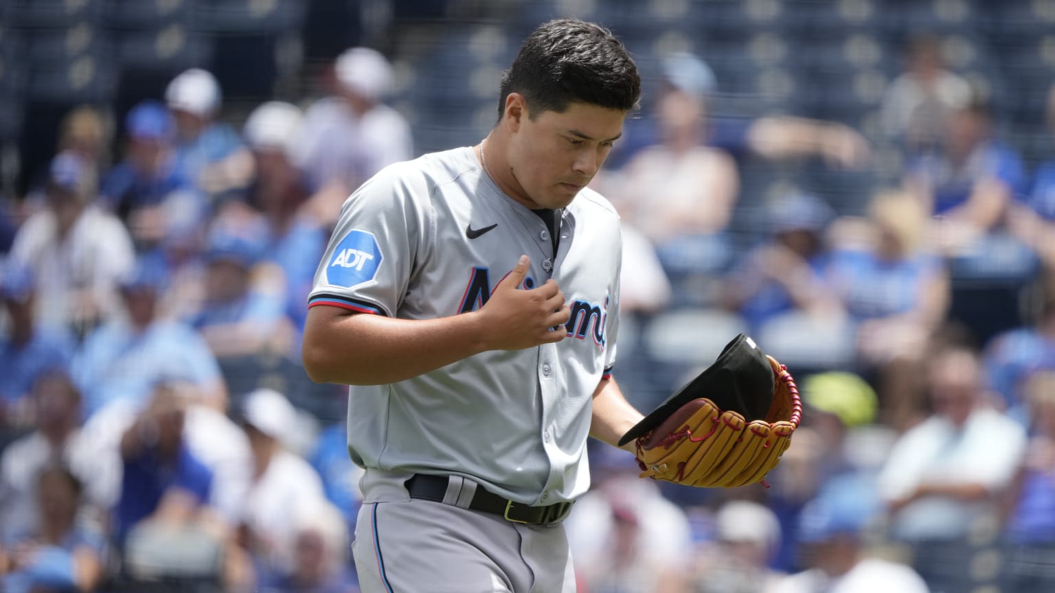 Valente Bellozo's first MLB strikeout | 06/26/2024 | MLB.com