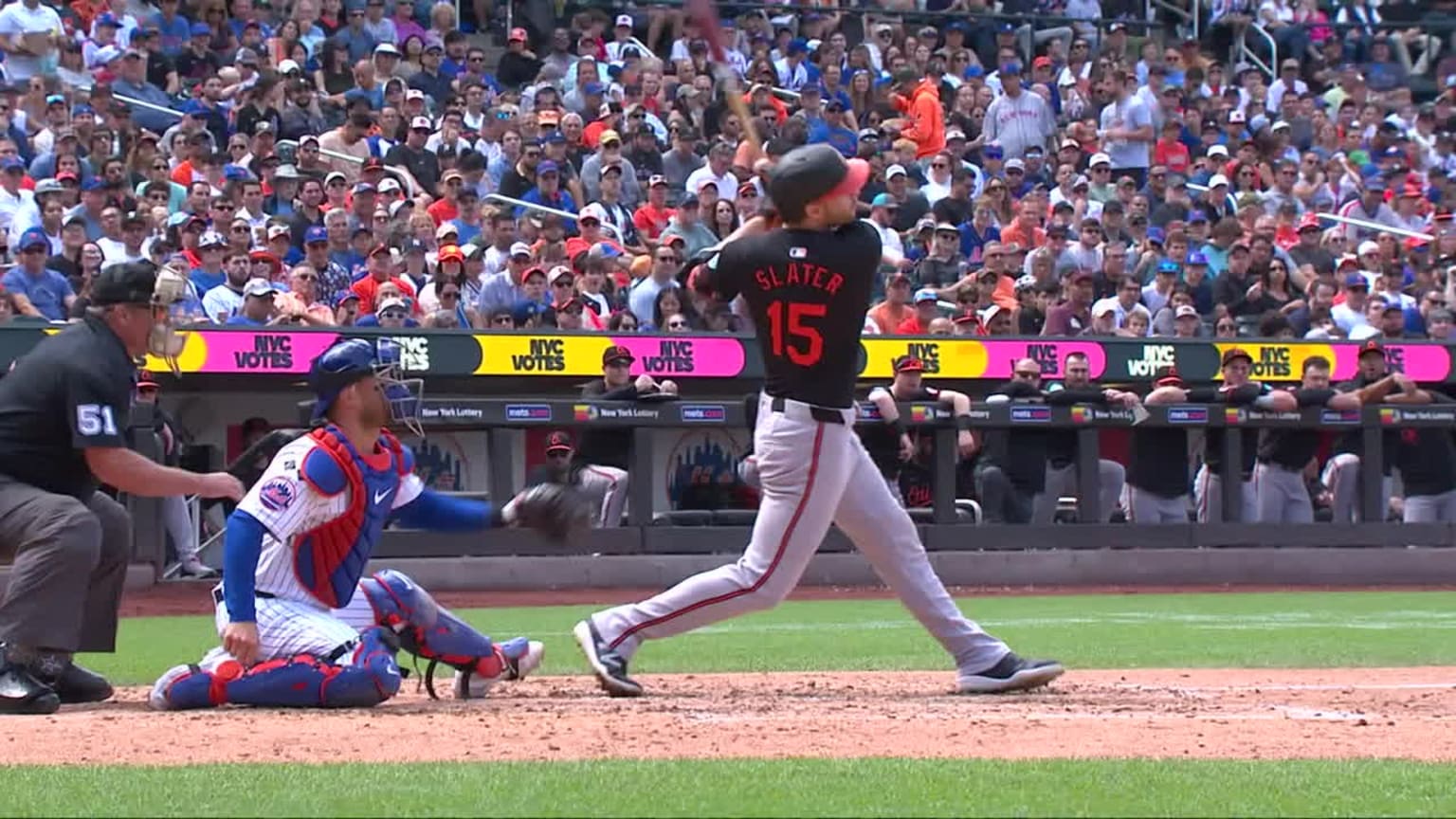 Austin Slater rompe no hit y empata el juego con HR | 21/08/2024 | Los ...