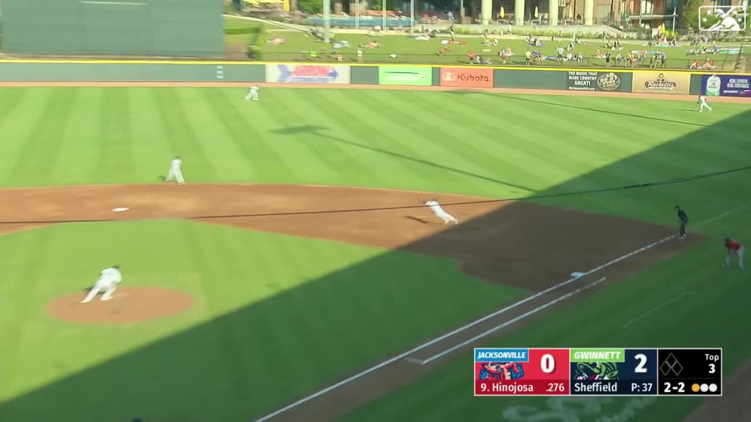 Braves farmhand Joshua Fuentes dives for a catch | 06/24/2023 | MLB.com