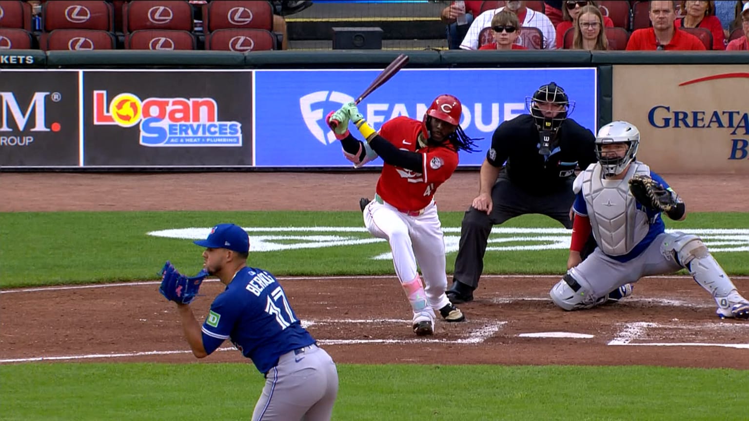 Elly De La Cruz produce con sencillo | 02/09/2025 | Lasmayores.com