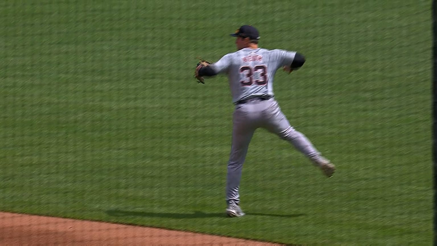 Colt Keith makes spinning play to get forceout | 04/09/2024 | Detroit ...