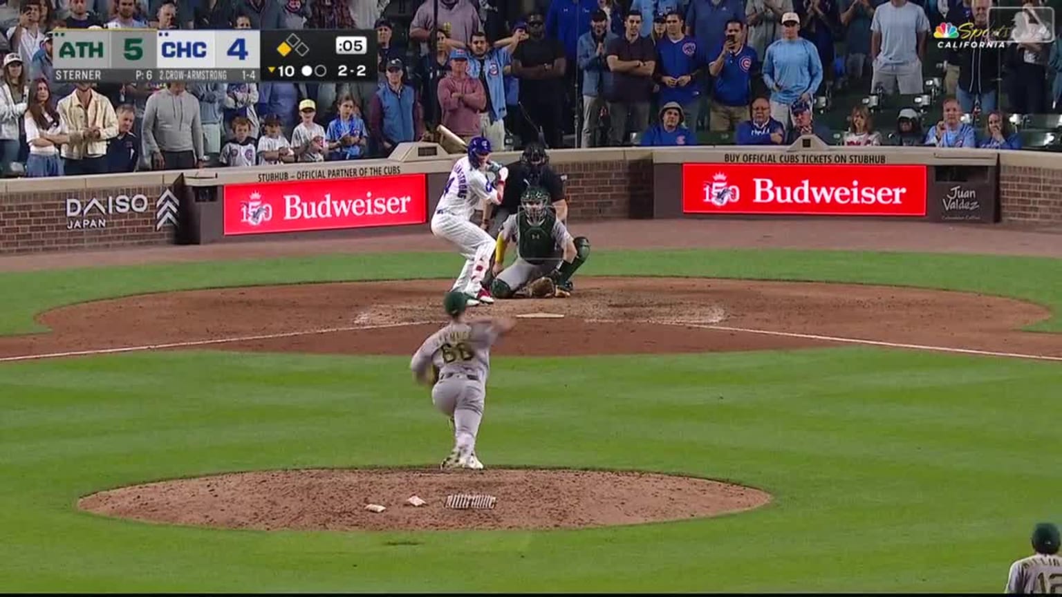 Justin Sterner Ball to Pete Crow-Armstrong | 06/03/2026 | MLB.com