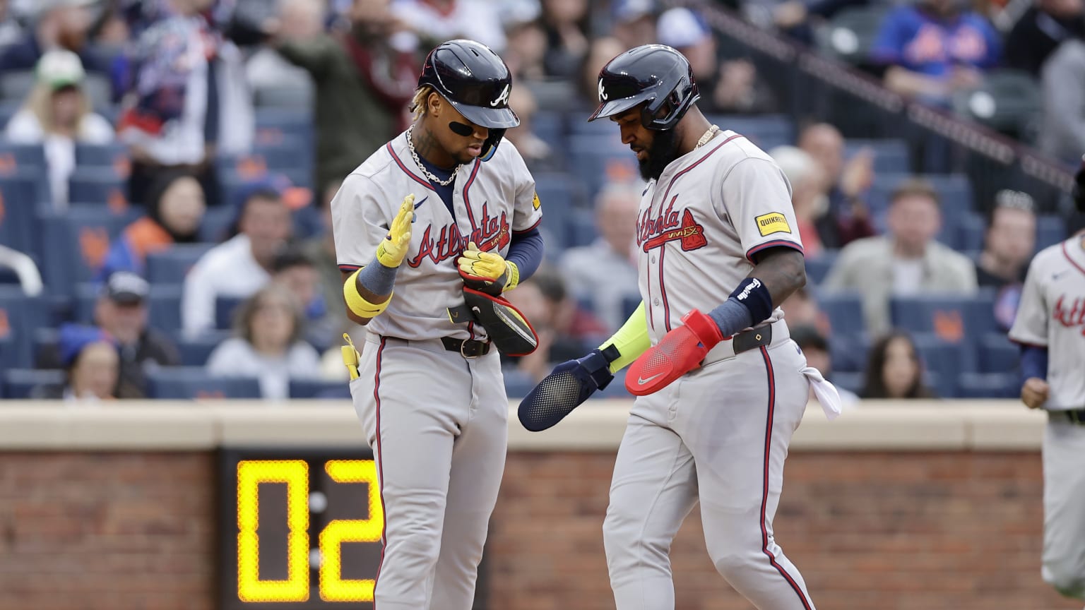 Ronald Acuña Jr. draws a bases-loaded walk | 05/11/2024 | Atlanta Braves