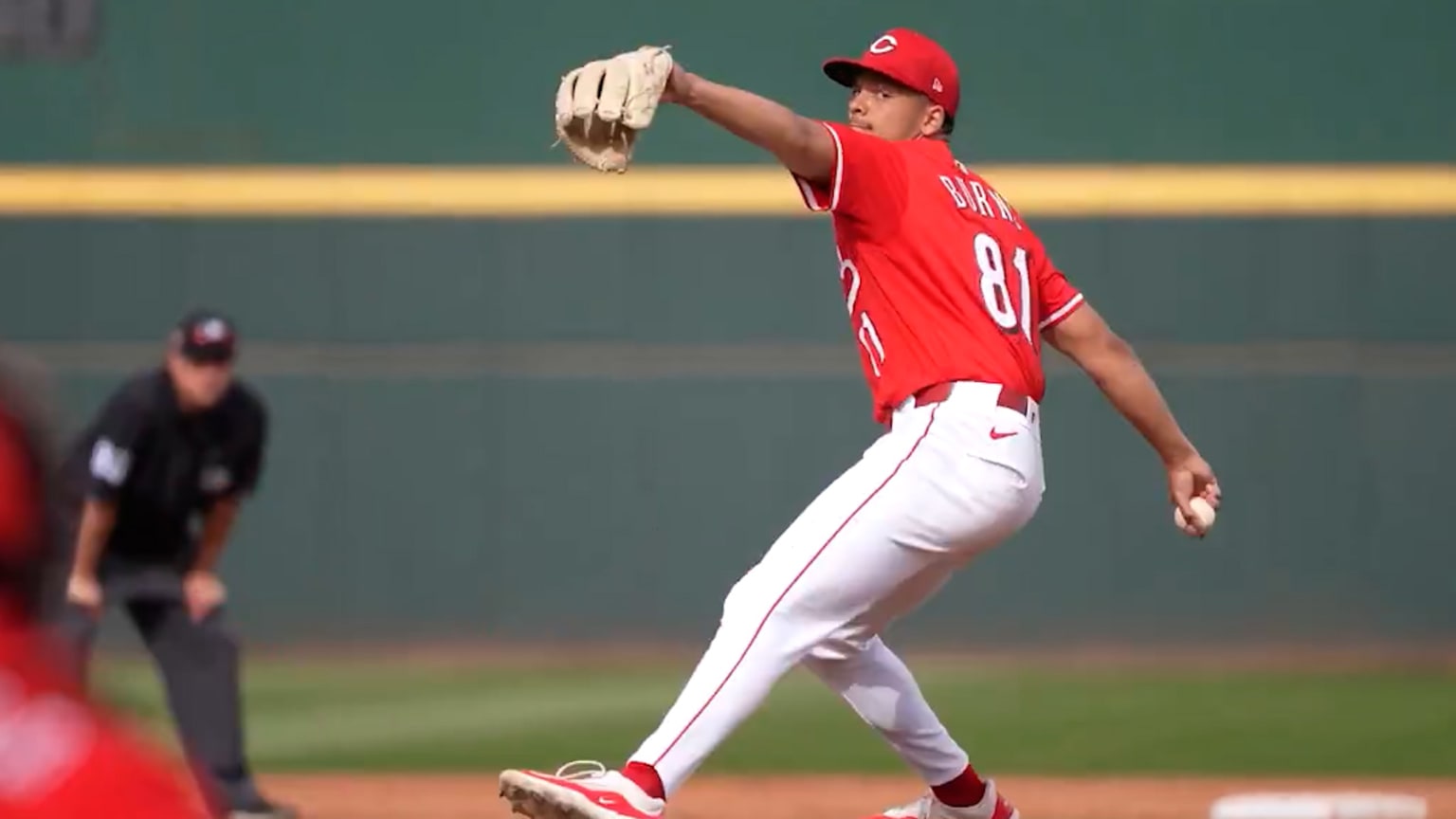 Chase Burns' first professional inning on the mound | 03/07/2025 ...
