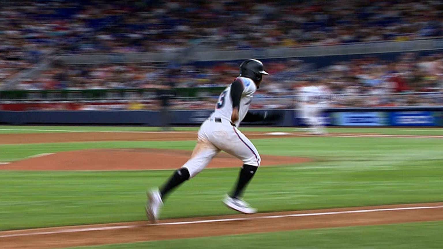 Emmanuel Rivera's sacrifice fly | 07/03/2024 | Miami Marlins