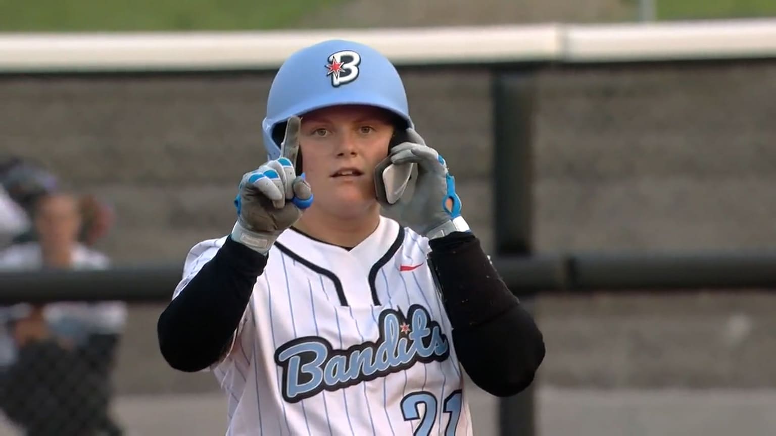 Erin Coffel named hitter of the year in the AUSL | 07/24/2025 | MLB.com