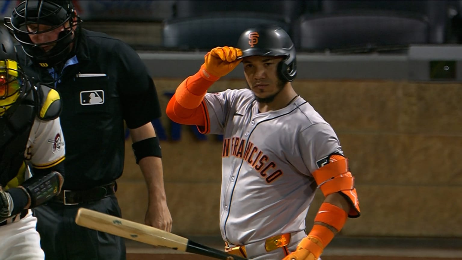 Thairo Estrada drives in a run with an RBI groundout | 05/21/2024 | San ... Thairo Estrada drives in a run with an RBI groundout | 05/21/2024 | San ...