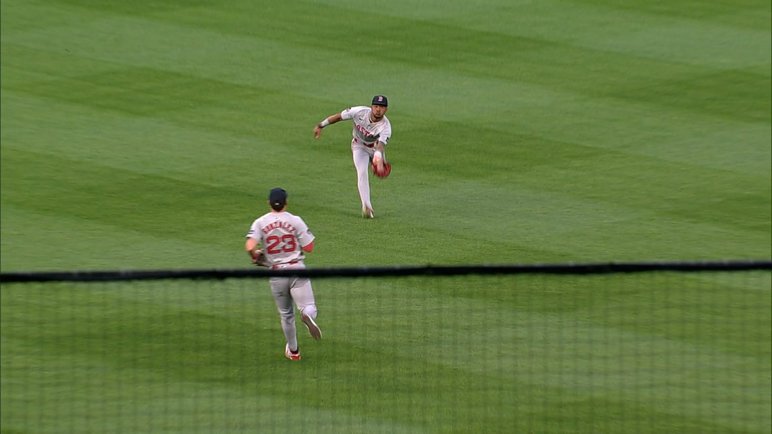 Ceddanne Rafaela ends the 2nd with a catch on the run | 08/07/2024 ...