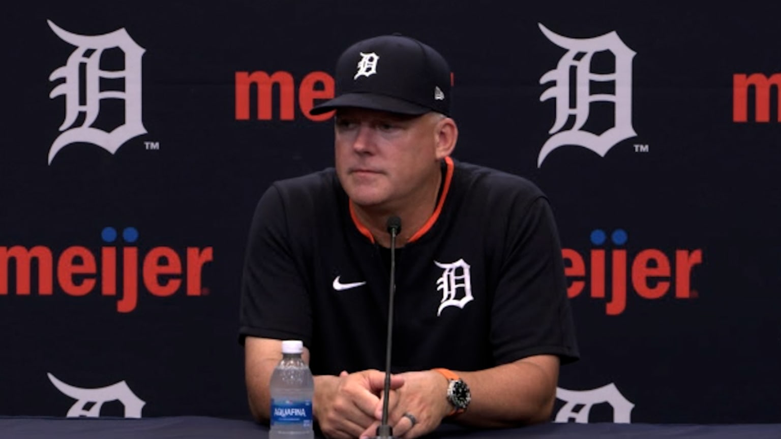 A.J. Hinch on stress in the series, more | 07/12/2025 | MLB.com