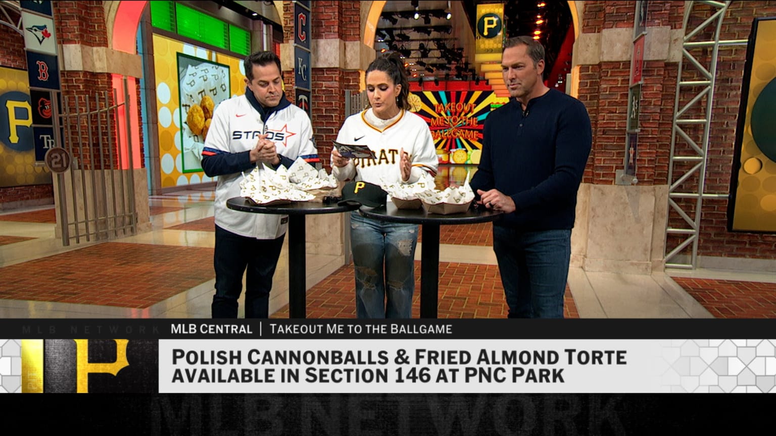 MLB Central tastes food from PNC Park | 04/18/2025 | Pittsburgh Pirates