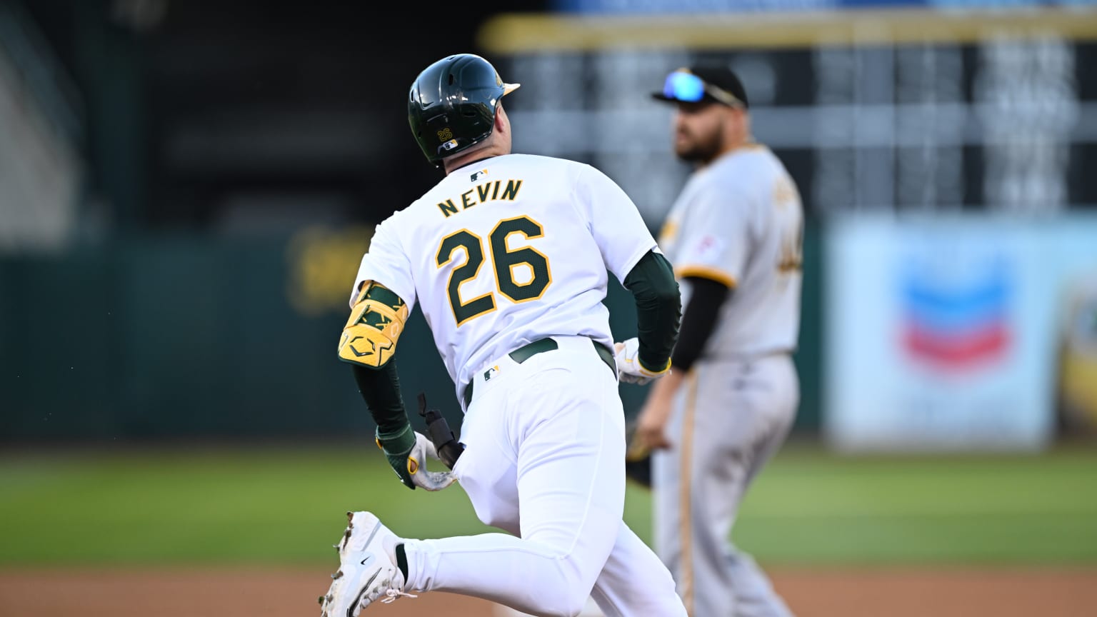 Tyler Nevin homers on a fly ball to center in the 1st | 04/29/2024 ...